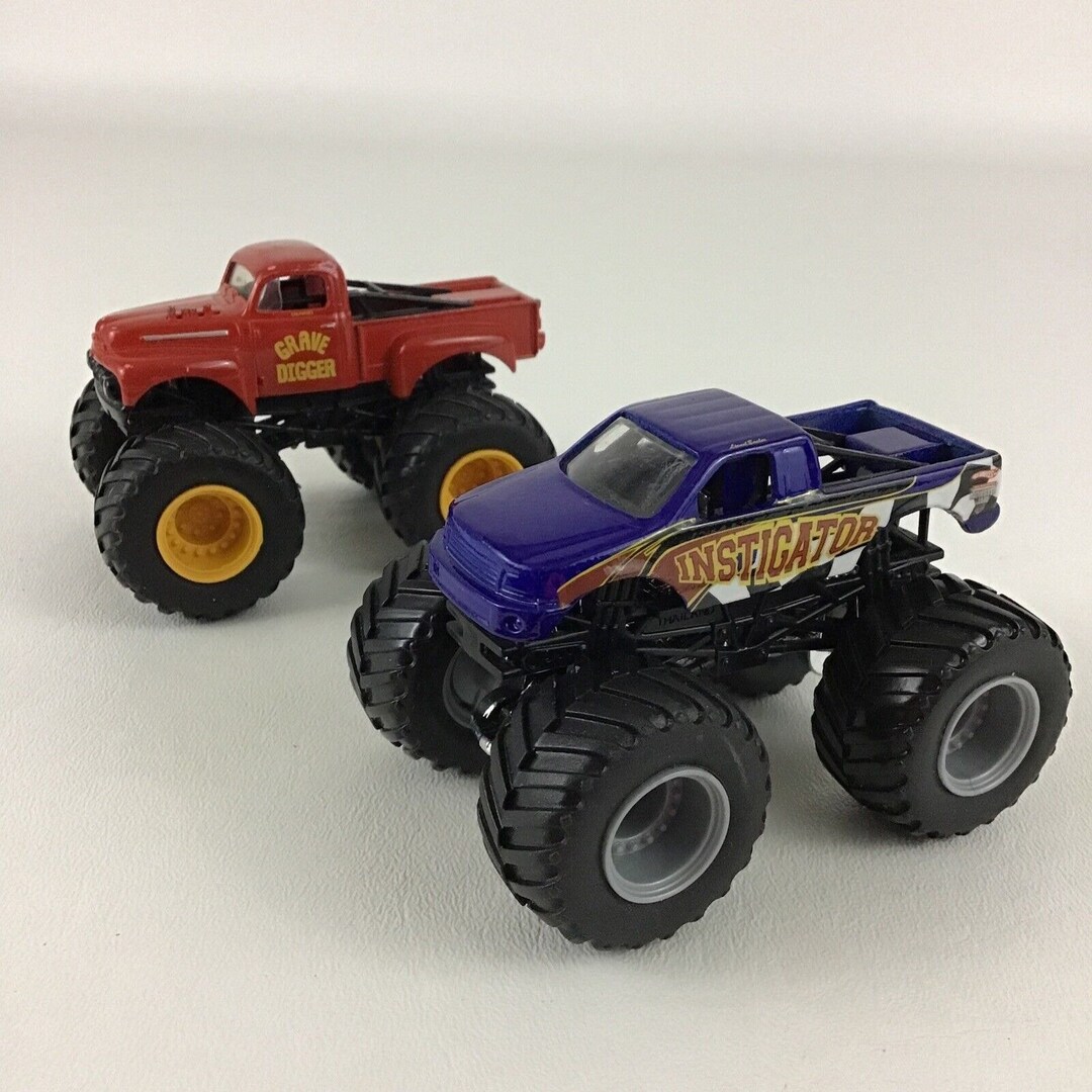 Hot Wheels Monster Jam Trucks Grave Digger Instigator 1:64 - Etsy