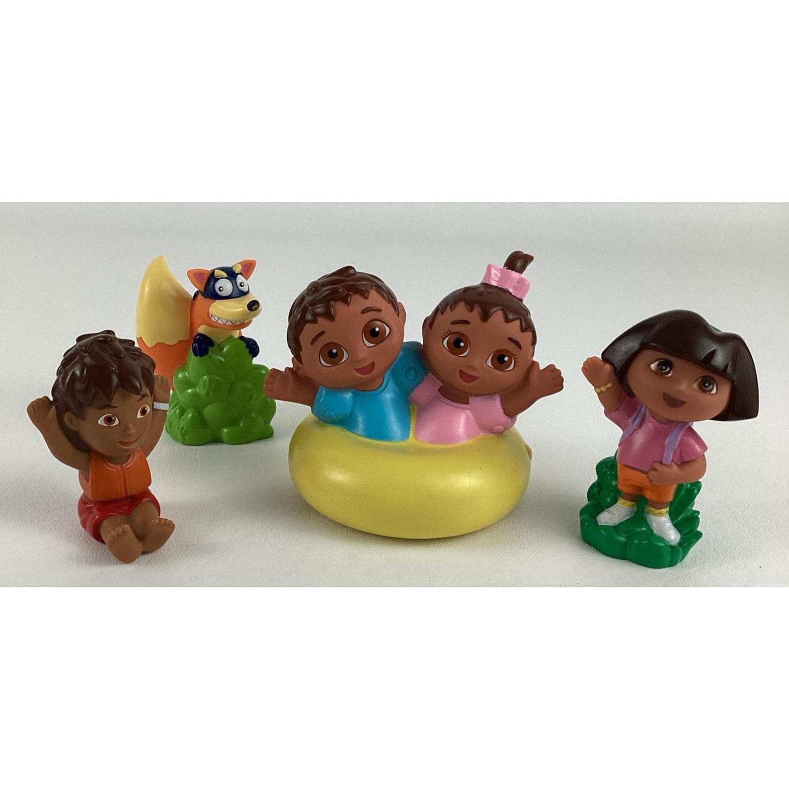 Dora the Explorer Splash Around Twins Floating Bath Pool Toys Diego ...