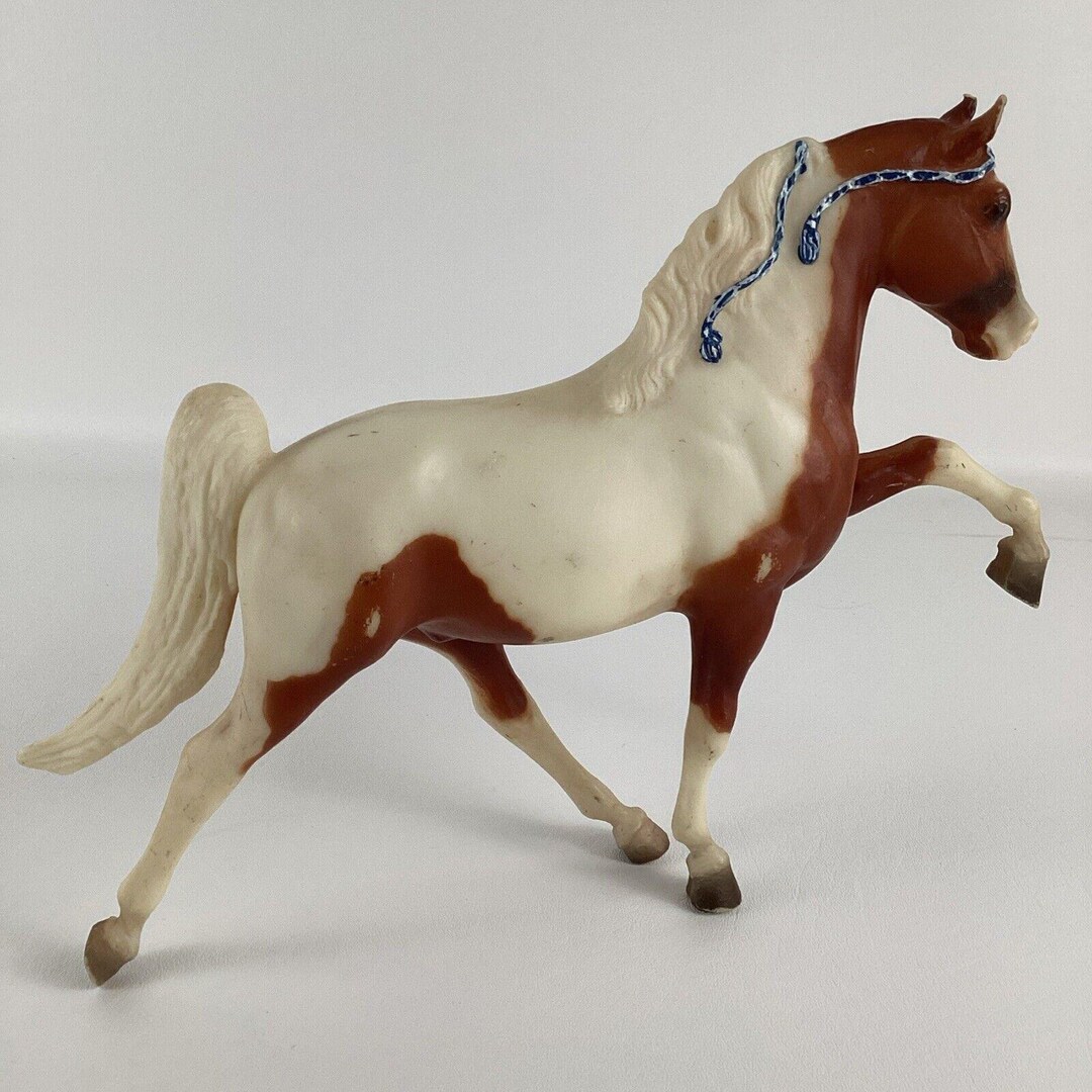 Breyer High Flyer 913 Traditional Tennesse Walking Spotted Saddle Horse ...