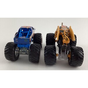 Hot Wheels Monster Jam Bakugan King Krunch Die Cast Vehicles 1:64 ...