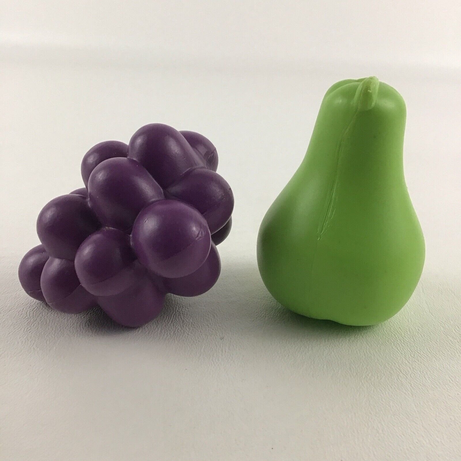 Little Tikes Vintage Pretend Play Food Healthy Fruit Pair Grapes ...