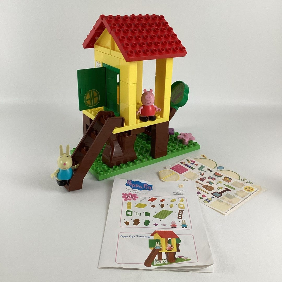 Peppa Pig Treehouse Buildable Playset Figures Rebecca Rabbit Jazwares ...