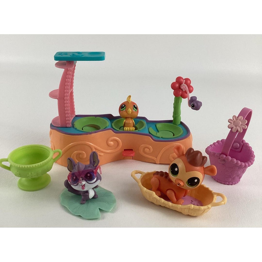 Littlest Pet Shop Animal Figures Lot Leaping Lagoon Playset Vintage ...