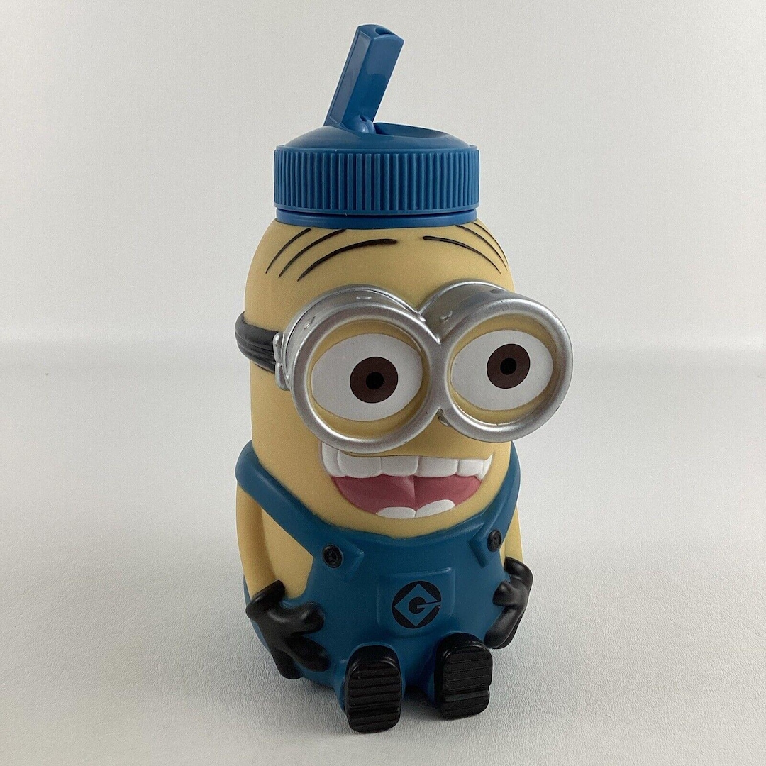 Universal Studios Despicable Me Minion Mayhem Flip Top Cup Water Bottle ...