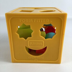 Playskool Form Fitter Shape Sorter Cube Block Child Toy Colors Vintage ...