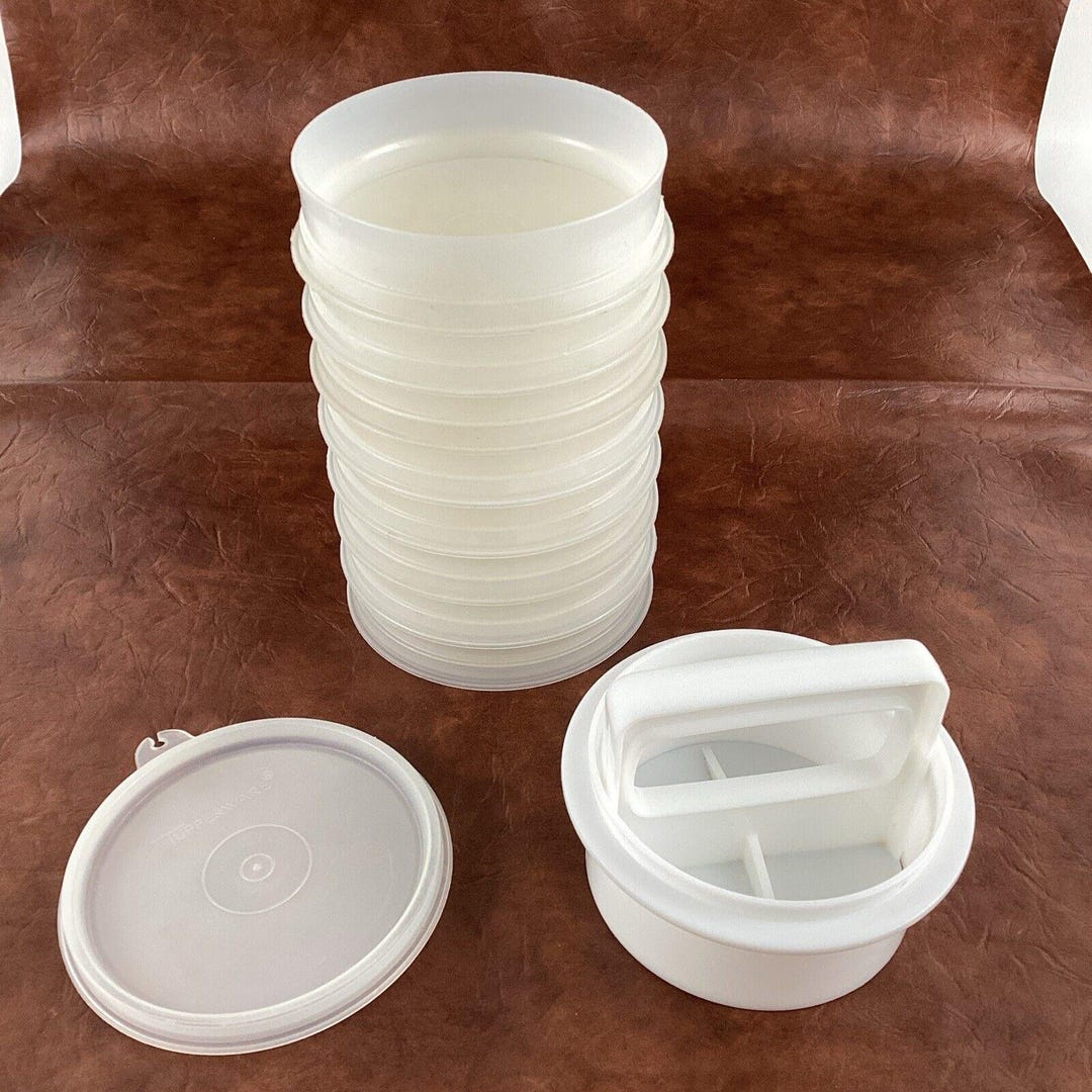 Tupperware Vintage 4" Hamburger Press With 8 Keepers & Lid 1/4 Pound ...