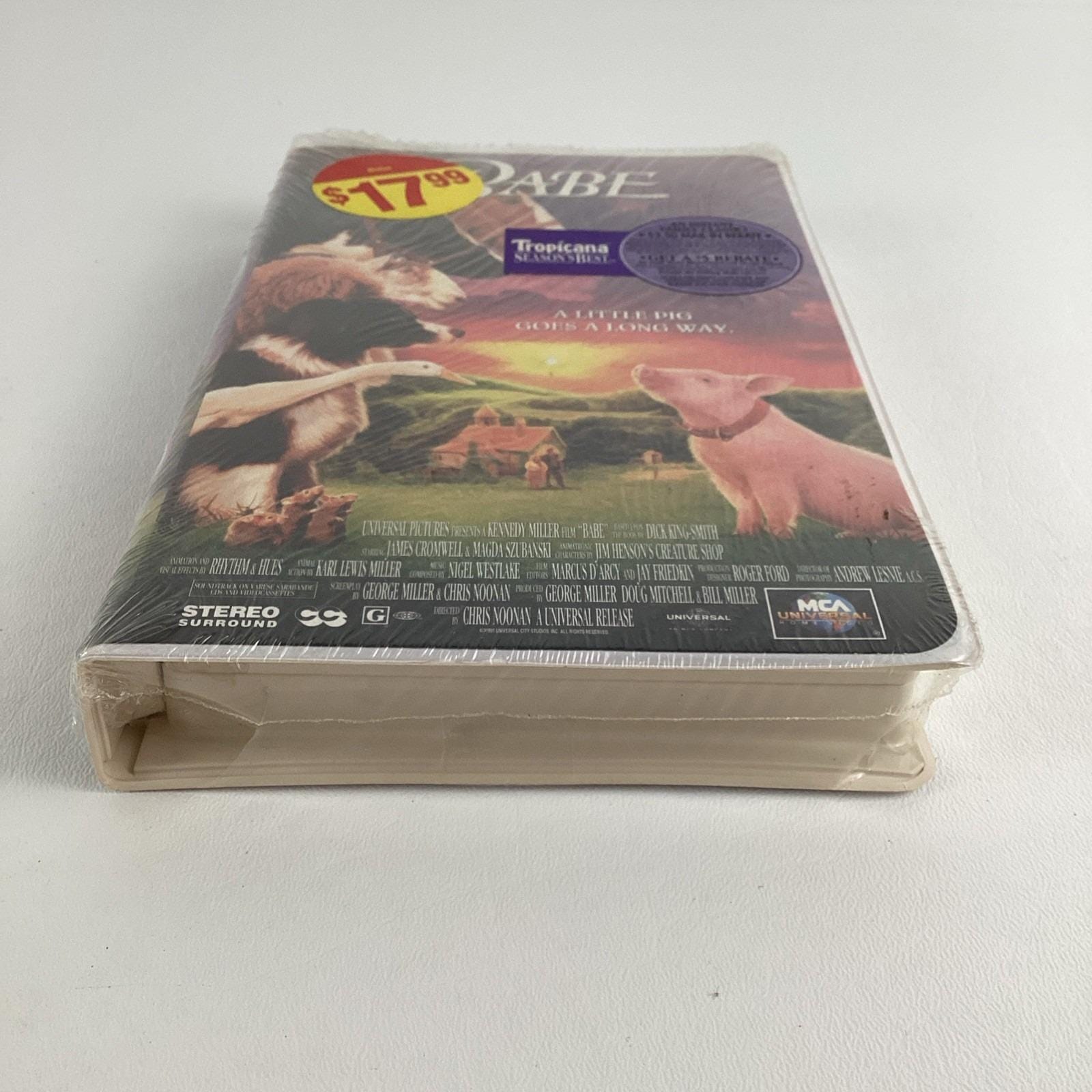 Babe Movie VHS Tape MCA Universal Barnyard Pig Heartwarming Vintage ...