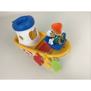 Mickey Mouse Clubhouse Quacky Fishin' Boat Set Vehicle Donald Duck ...