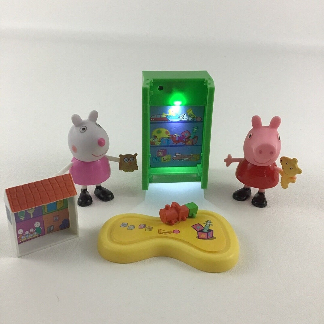 Peppa Pig Kid Playroom Playdate Fun Figures Light up Closet Vintage ...