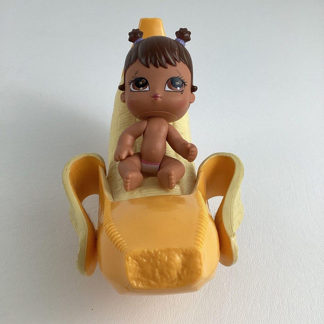 Baby Bratz Sweet Seat Pull String Banana Rocker Lounge Lil Yasmin Doll ...