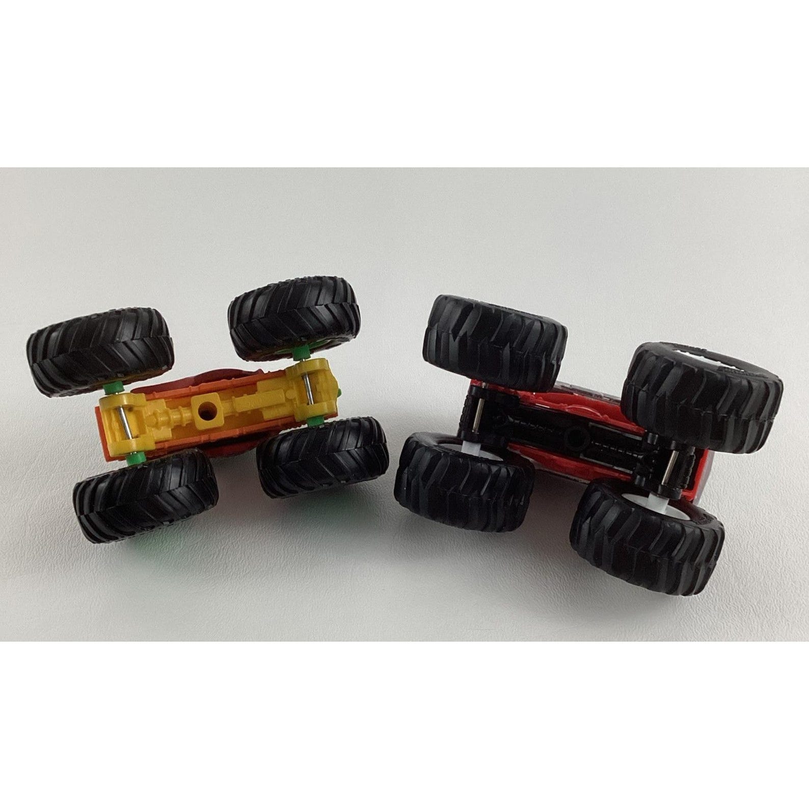 Adventure Force White Tiger Monster Truck Hot Wheels Motosaurus Dino ...