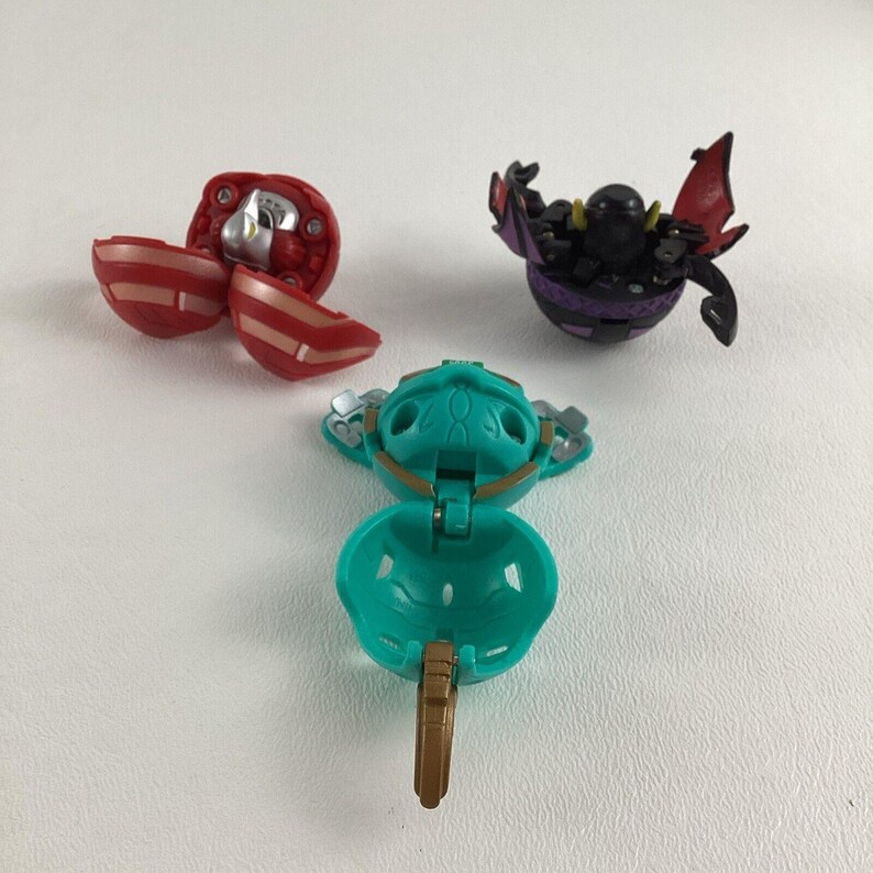 Bakugan Battle Brawlers Ravenoid Preyas Stinglash Action Figure Toy ...