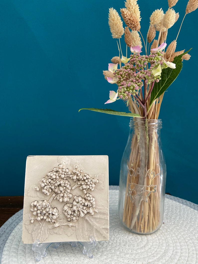 Hydrangea Decorative Plaster Tile Moulding. Calming Decor. Gift for Mum ...