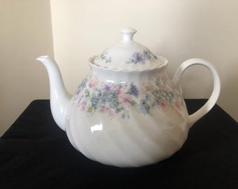 Vintage Large Wedgwood “angela” Tea Pot With Lid Bone China England ...