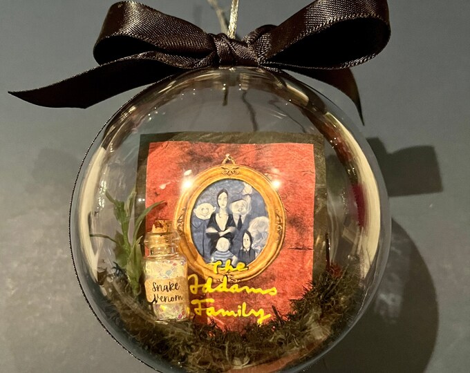 Broadway Ornament, the Addams Family - Etsy