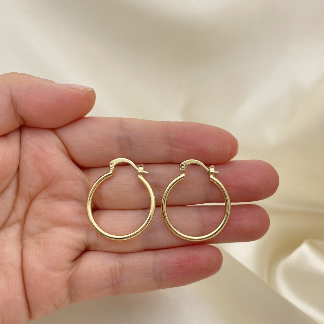 Classic 25mm Gold Hoop Earrings, 14k Gold Filled Style Material, Dainty and Light, Wholesale ...