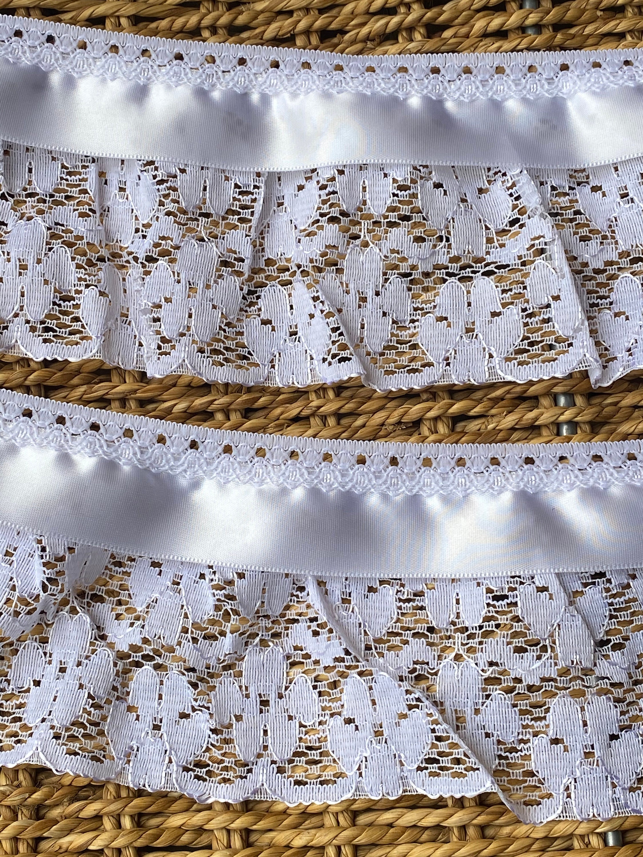 White Gathered Nottingham Lace Trim With Satin Ribbon 3.5/9cm 2 Metres ...