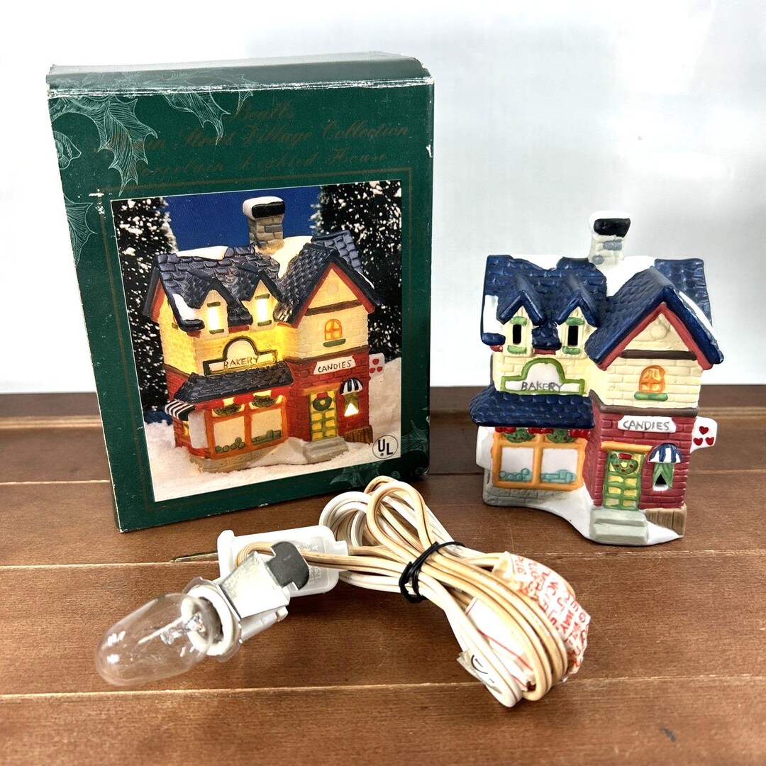 1996 Enesco Bealls Main Street Village Bakery Candies Store Christmas ...