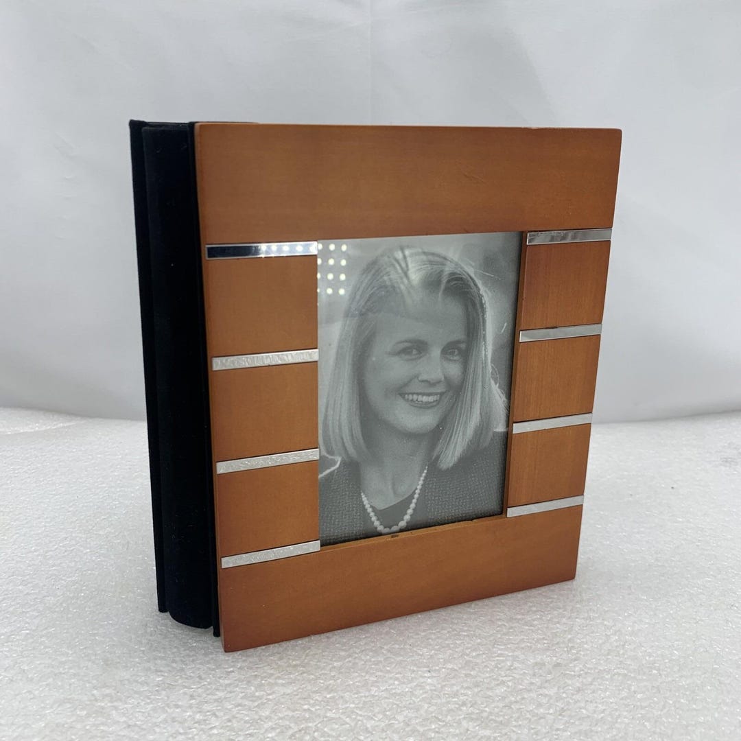 Vintage 4"x6" Standing Wood Frame Photo Album 81 Pictures Display ...