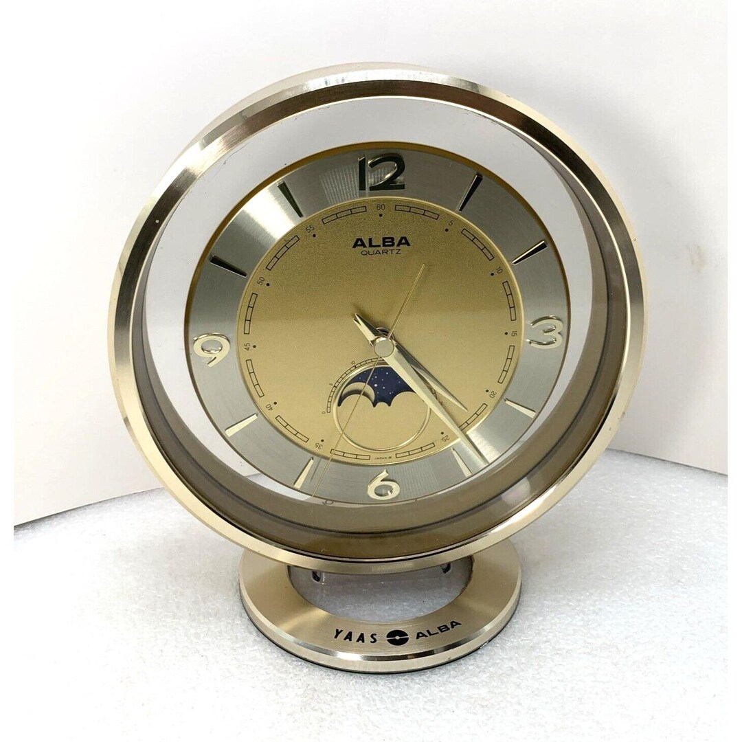 Yaas Alba Quartz Round Glass & Plastic 1986 Dealers Convention Kuwait ...
