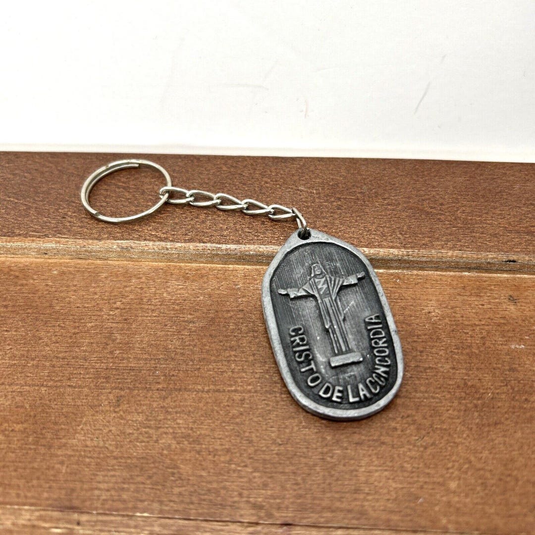 Cristo De La Concordia Bolivia Metal Keychain - Etsy