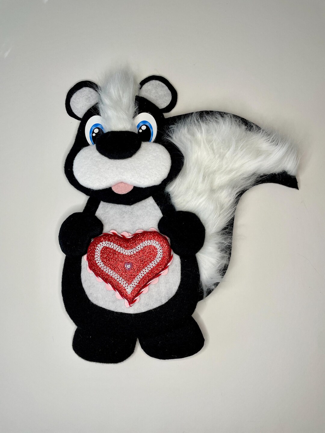 Valentine Skunk Wreath Attachment, Valentine's Day Decor, Winter ...