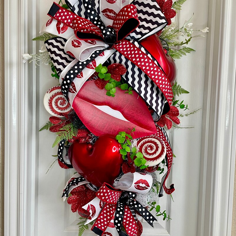 Swag Wreath - Etsy