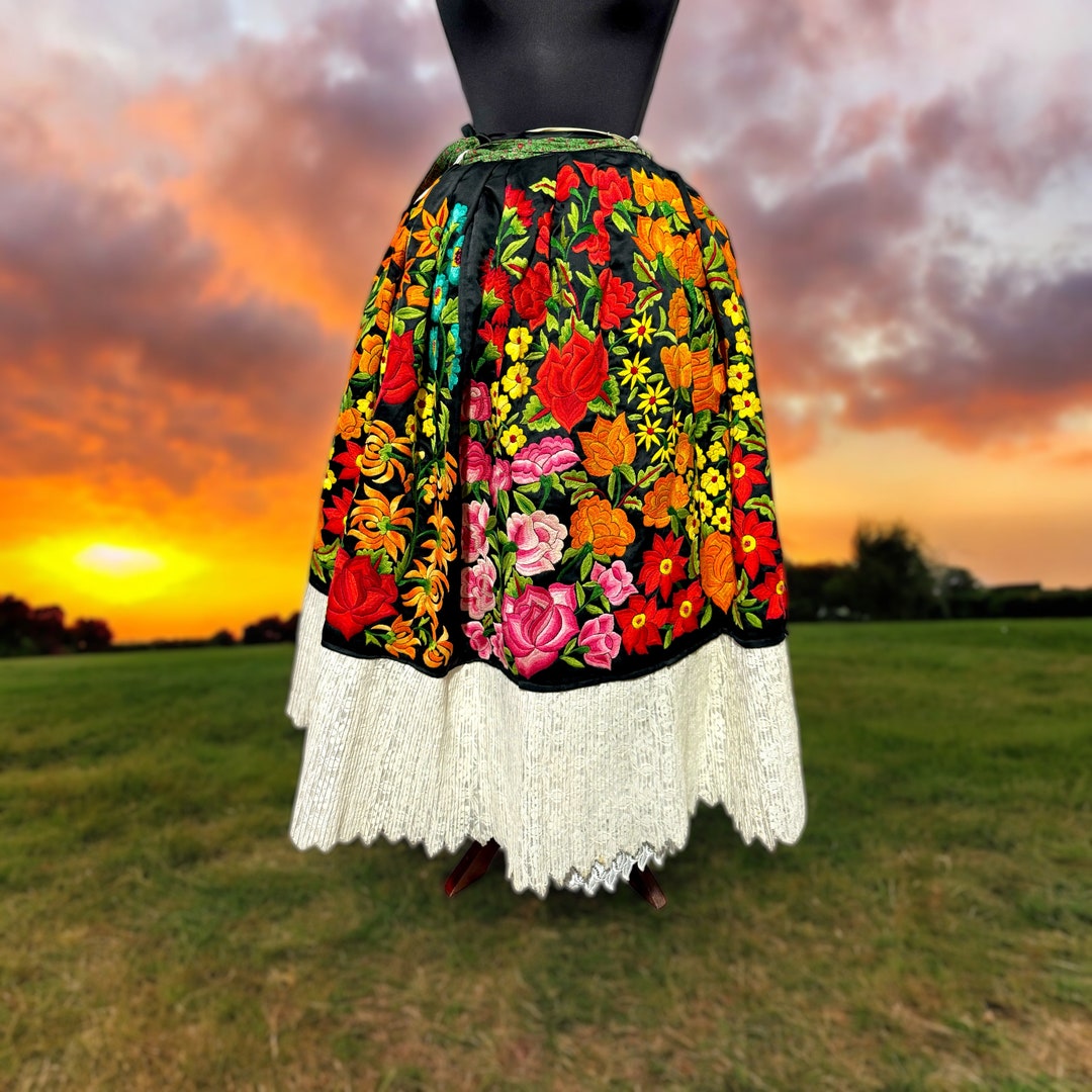Night Splendor: Peach Skin Petticoat - Etsy