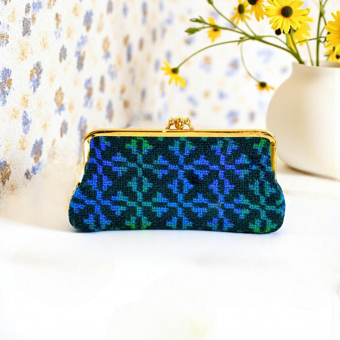 Vintage Welsh Wool Clutch Purse – Blue Green Woven Pattern With Gold ...