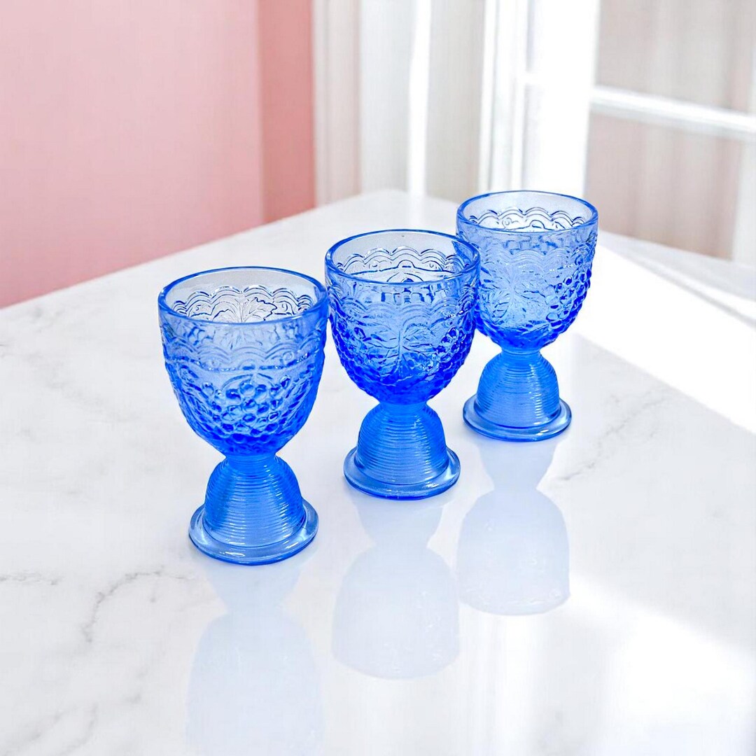 Vintage L.E. Smith Blue Pressed Glass Cups – Set of 3 - Etsy