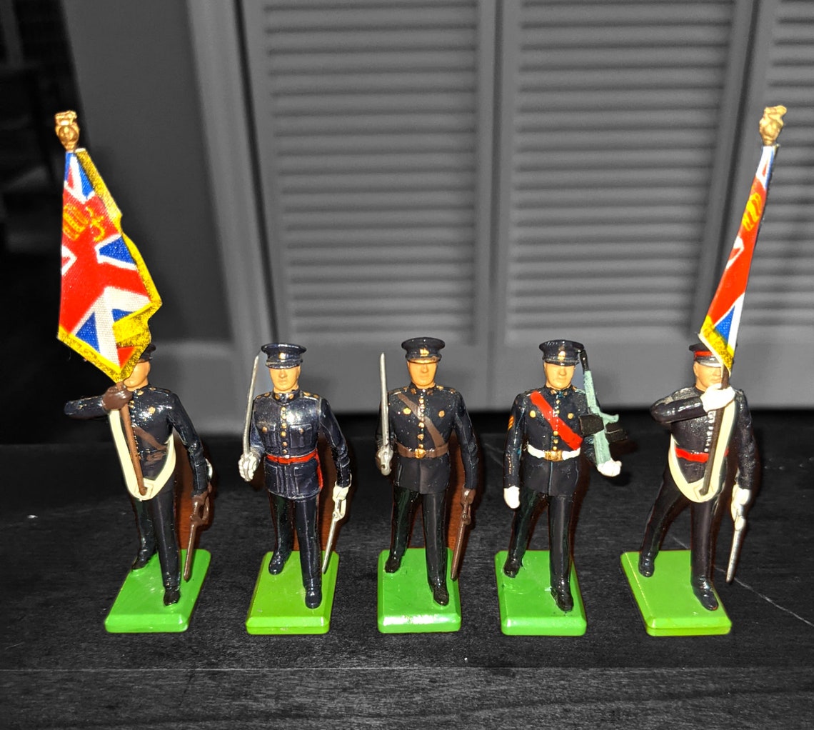 Vintage 1986 Royal Regiment Toy Soldiers Nine in Total. - Etsy