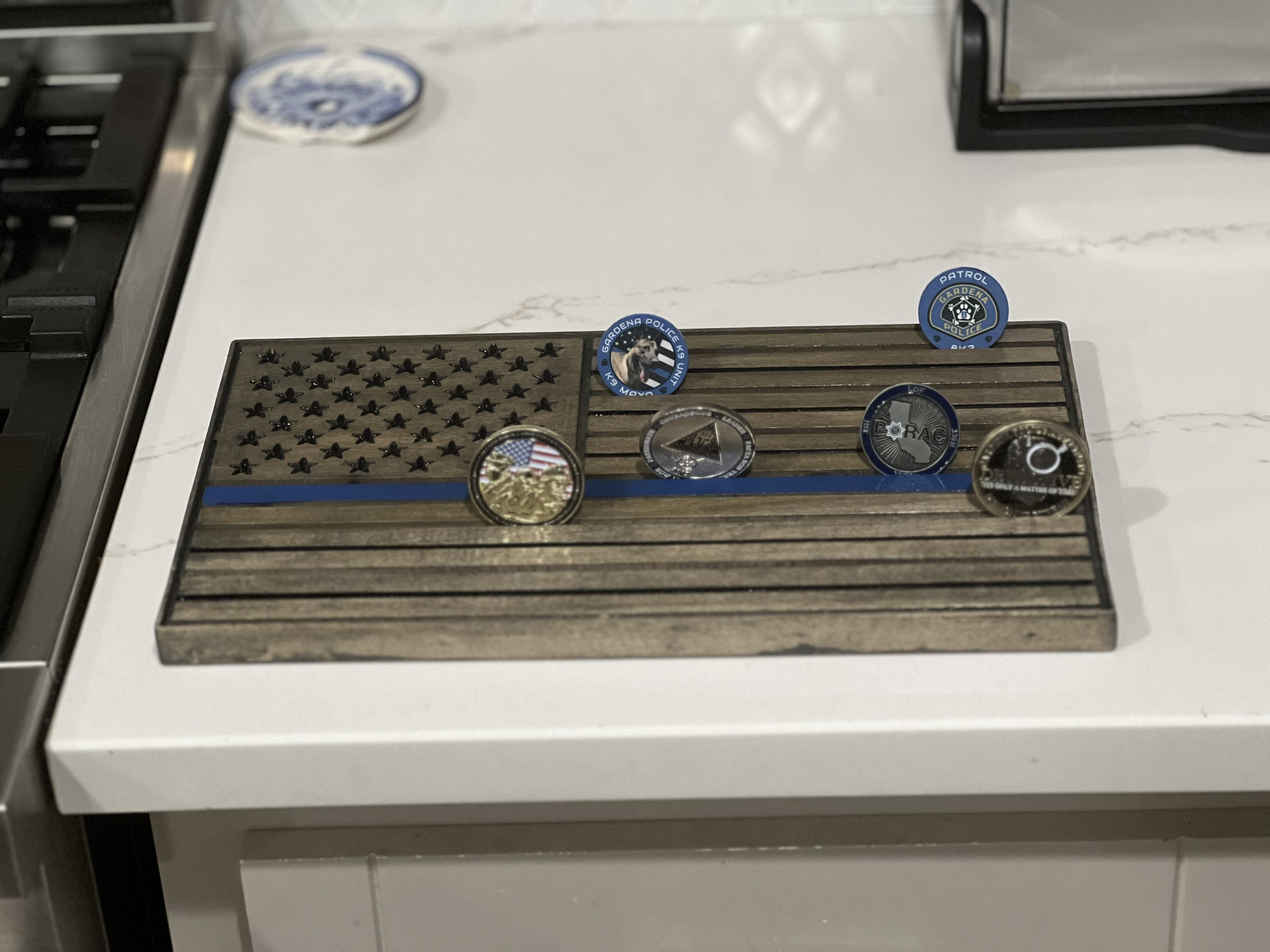 Thin Blue Line Desktop Challenge Coin Holder - Etsy
