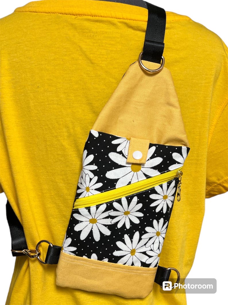 Retro Mini Sling Bag: Daisy Print Crossbody Pouch - Etsy
