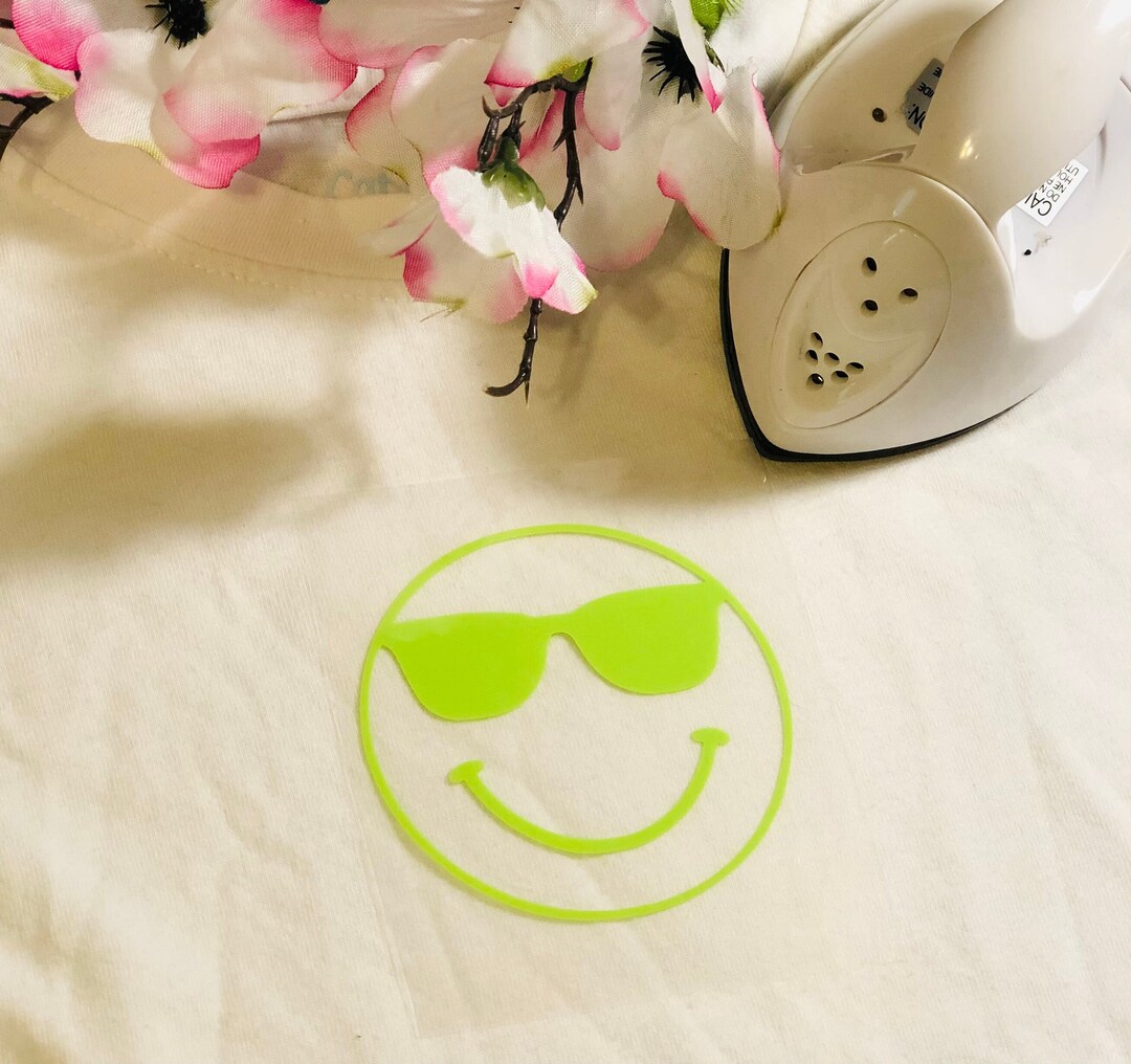 Iron on / HTV: Sunglass Smiley / Smiley / Happy Face Iron on / HTV ...