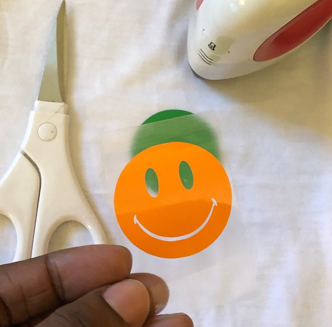 Iron on / HTV: Smiley Face Iron-on Decal / T-shirt Design/ Bag / Jeans ...
