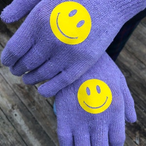 Iron on / HTV: Set of 5 Smiley Face Iron on Decal / T-shirt Design/ Bag ...