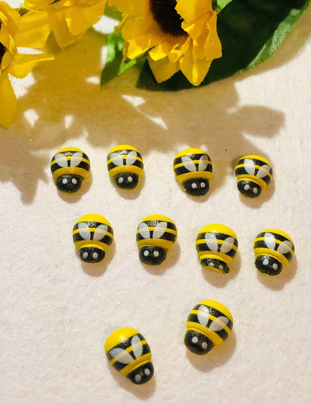 10pc Miniature Wooden Bumble Bees / DIY Decorations - Etsy