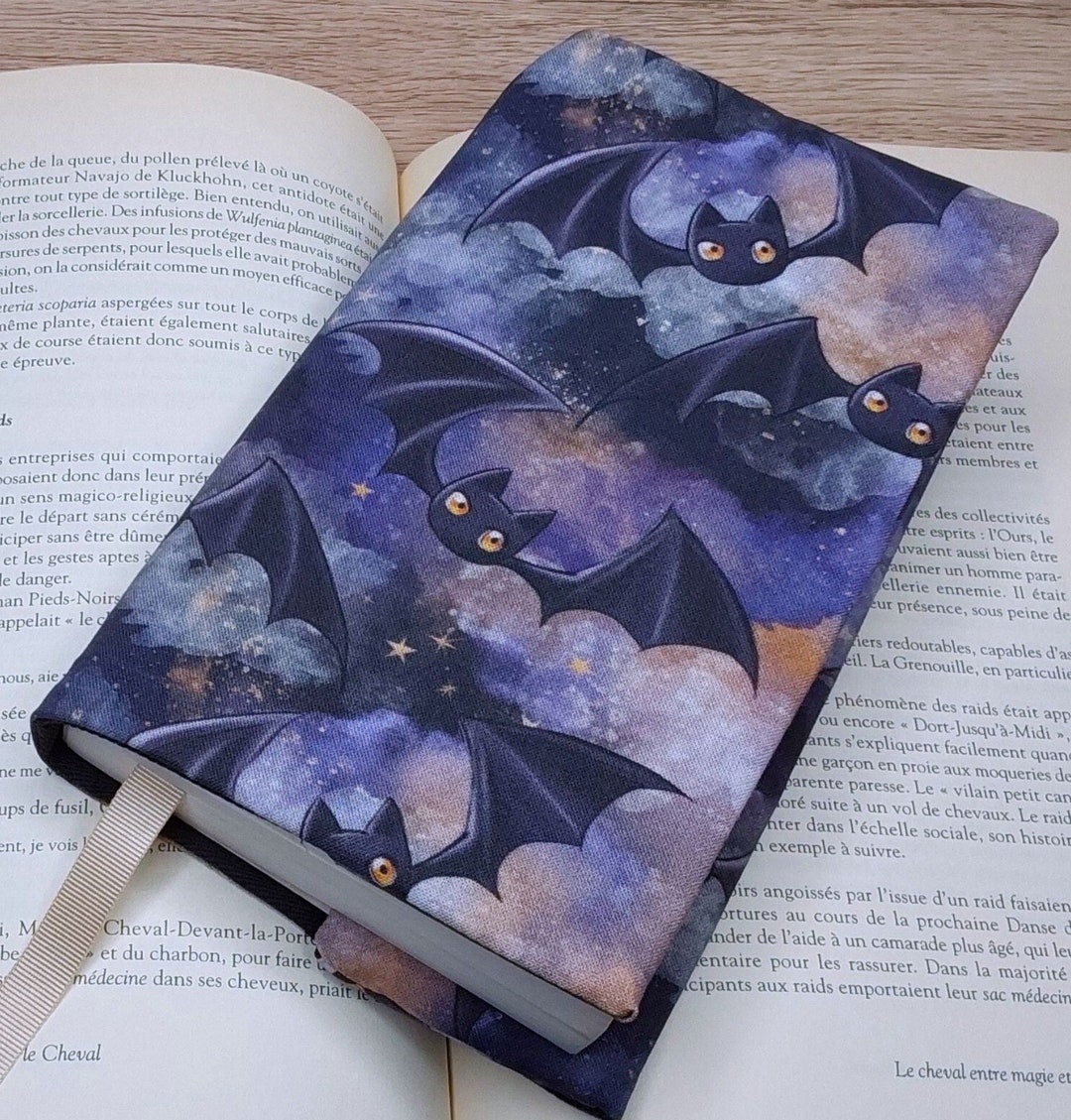 Adjustable Bat Fabric Book Sleeve, Hardcover and Paperback Book Cover ...