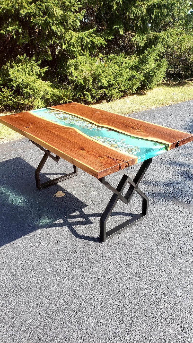 USA- Walnut Blue Epoxy Ocean Tables. Shells Plants,starfish and Turtles ...