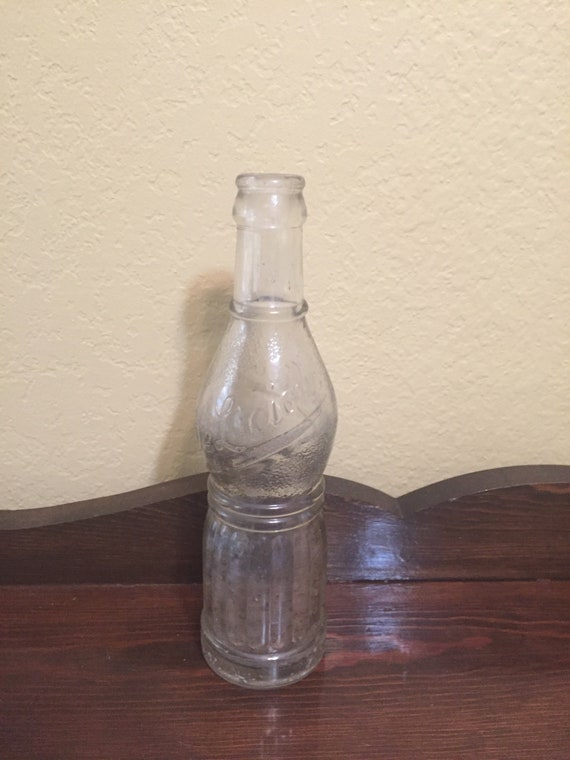 Vintage Delicious Brand 1945 7 Oz Soda Bottle Palestine TX - Etsy