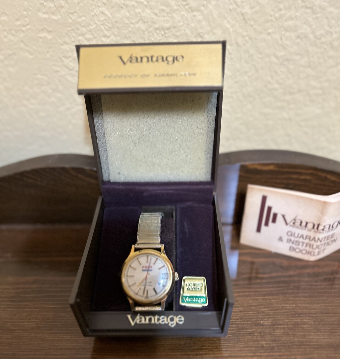Men's Vantage by Hamilton Wristwatch - Etsy