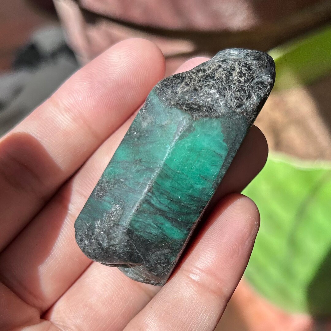 239 Carat Natural Zambian Emerald L Rough, NATURAL SHAPE EMERALD Raw ...