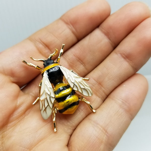 Bumblebee Brooch - Etsy
