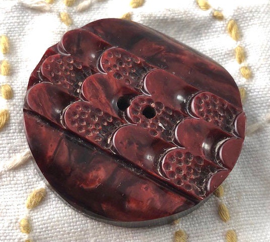 Carved Burgundy Red Galalith Button 1930's 1940's - Etsy