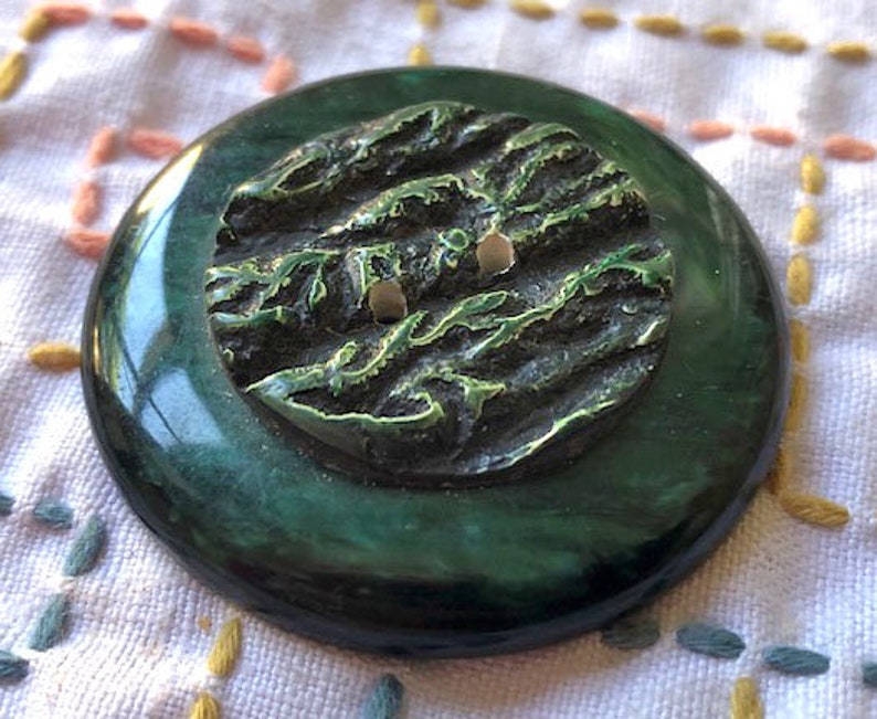 Large Sculpted Green Casein Galalith Button 1930's 1 - Etsy