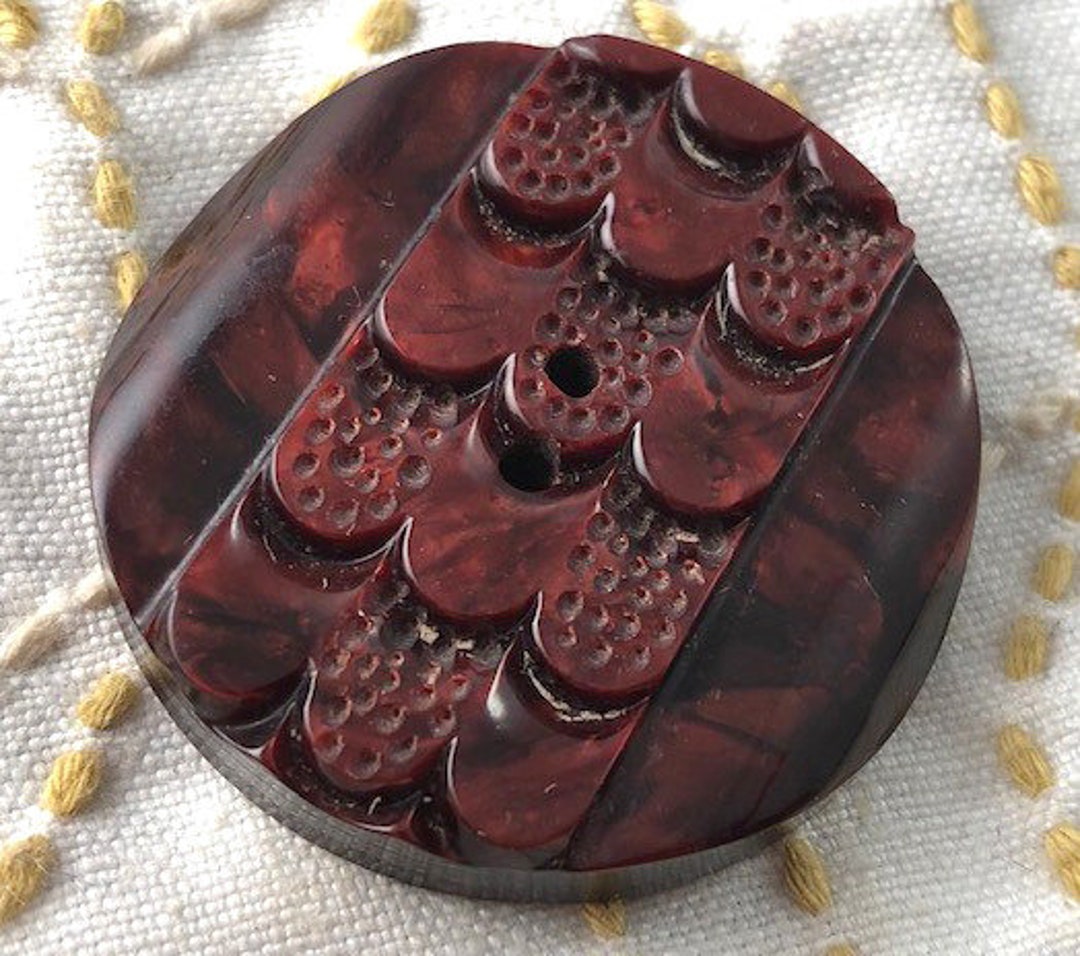 Carved Burgundy Red Galalith Button 1930's 1940's - Etsy