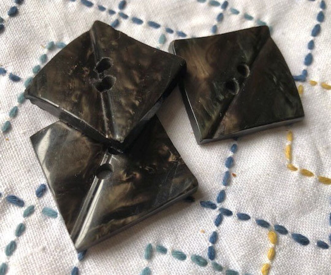 Set 3 Marbled Brown Galalith Buttons Diamond Square 1930's - Etsy