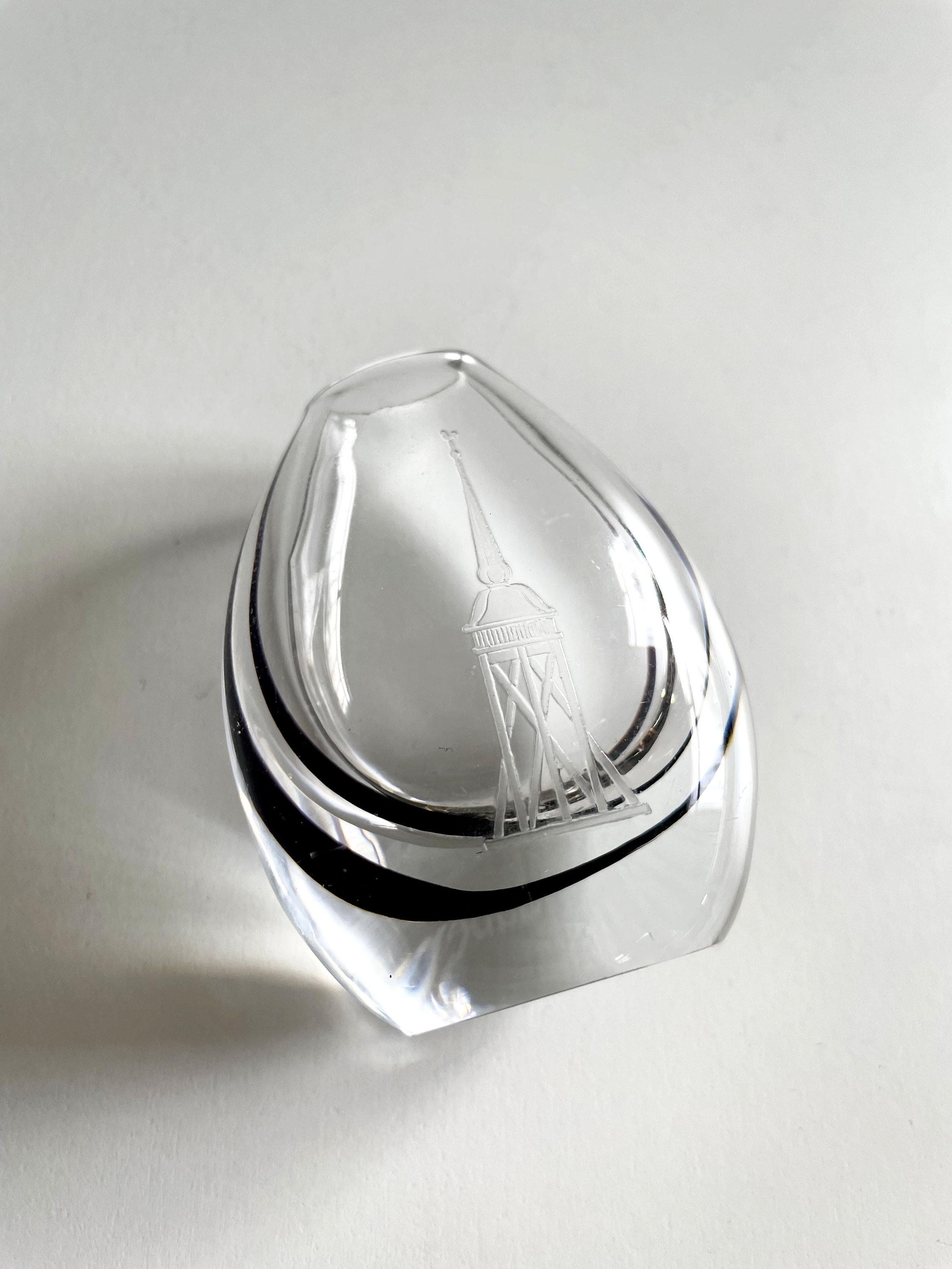 Vicke Lindstrand for Kosta Boda Vintage 'contour' Crystal Glass Vase ...