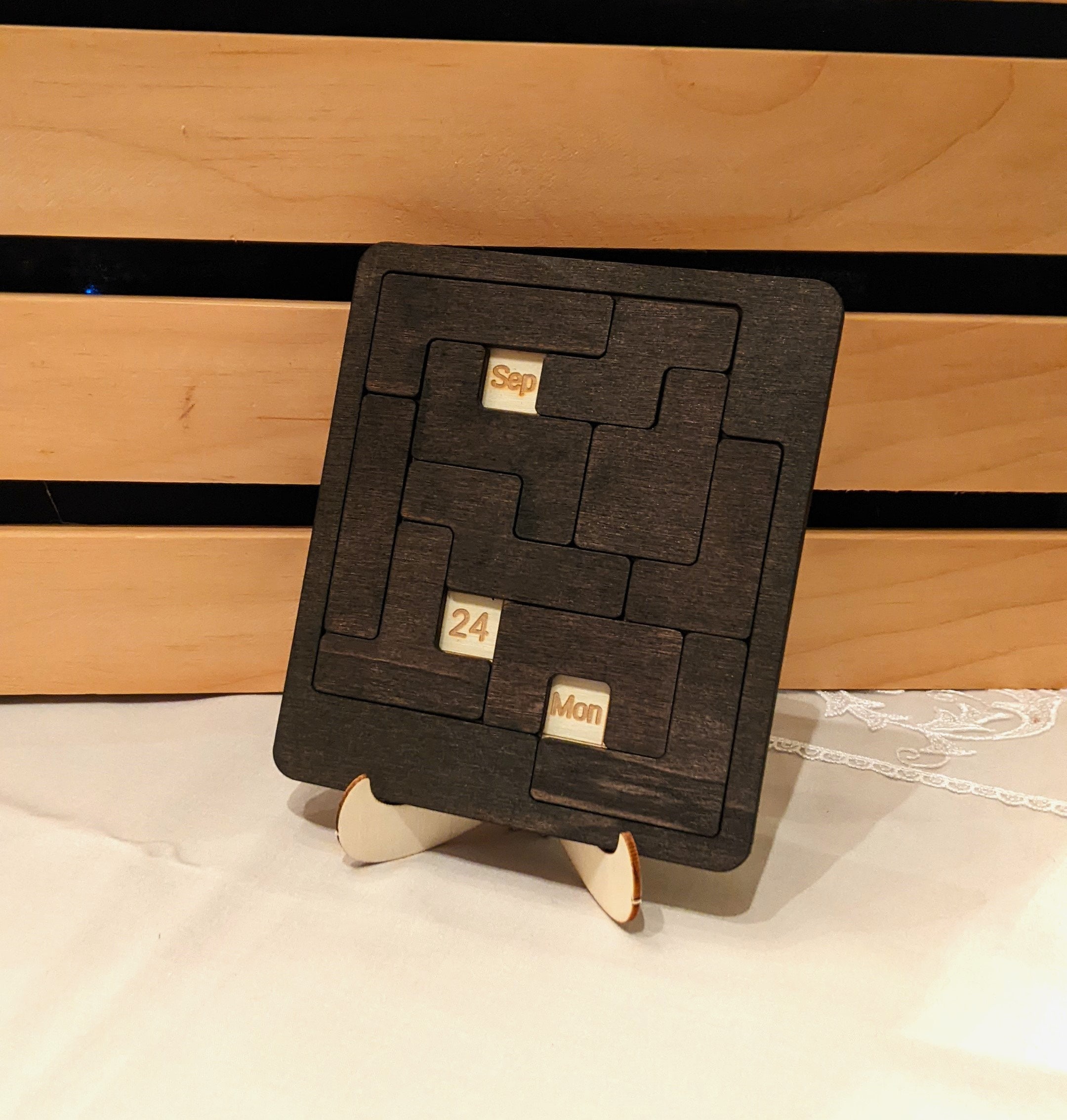 Wooden Calendar Puzzle, Daily Solution Wood Puzzle, 10 Piece Month Date ...