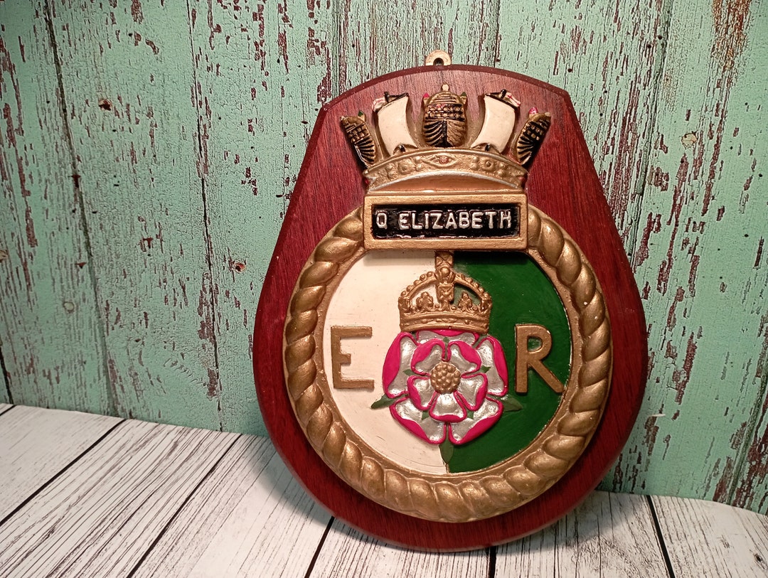 HMS Queen Elizabeth Royal Navy Ship Badge Crest Plaque Wall Mounted ...